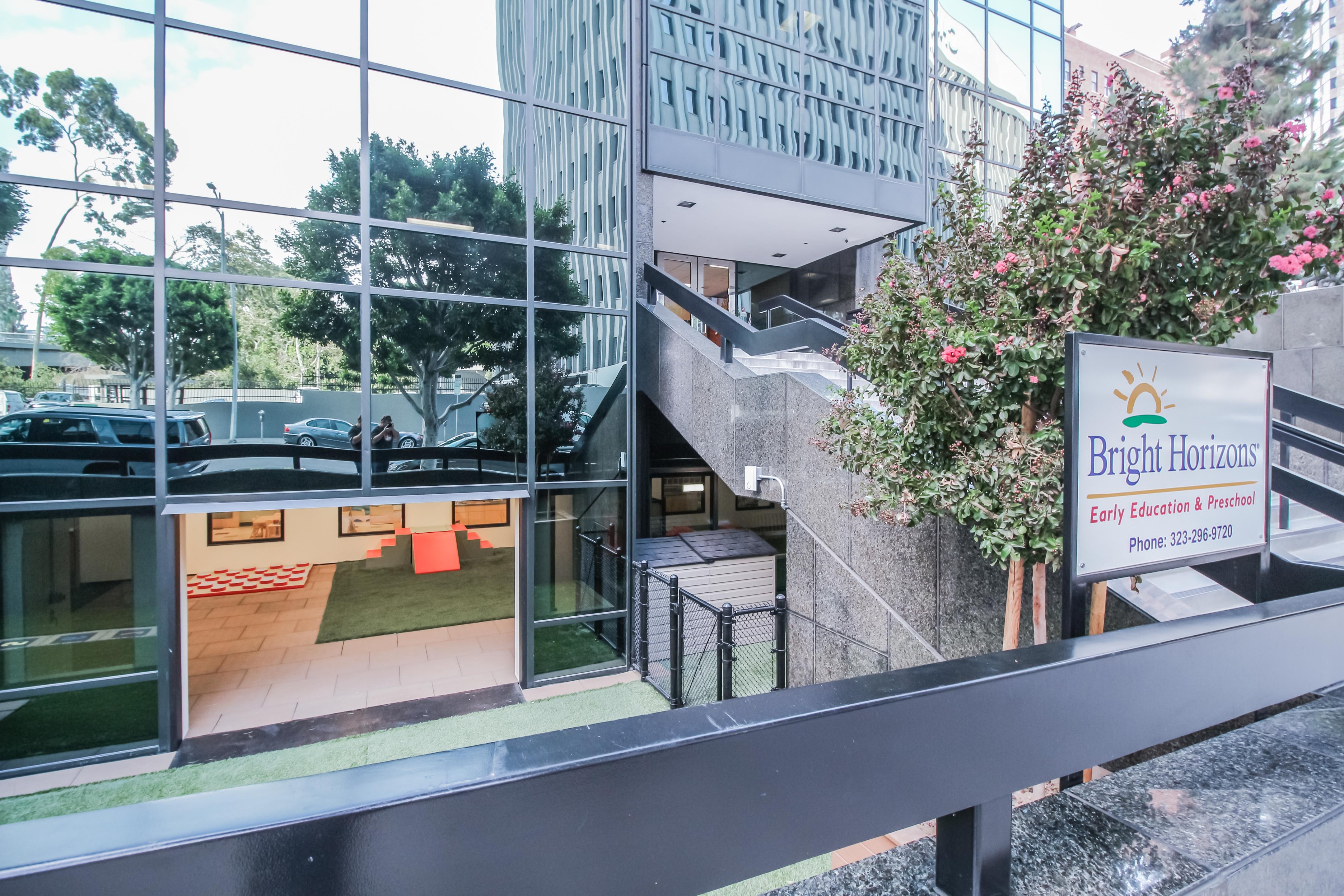 BRIGHT HORIZONS Childcare Center