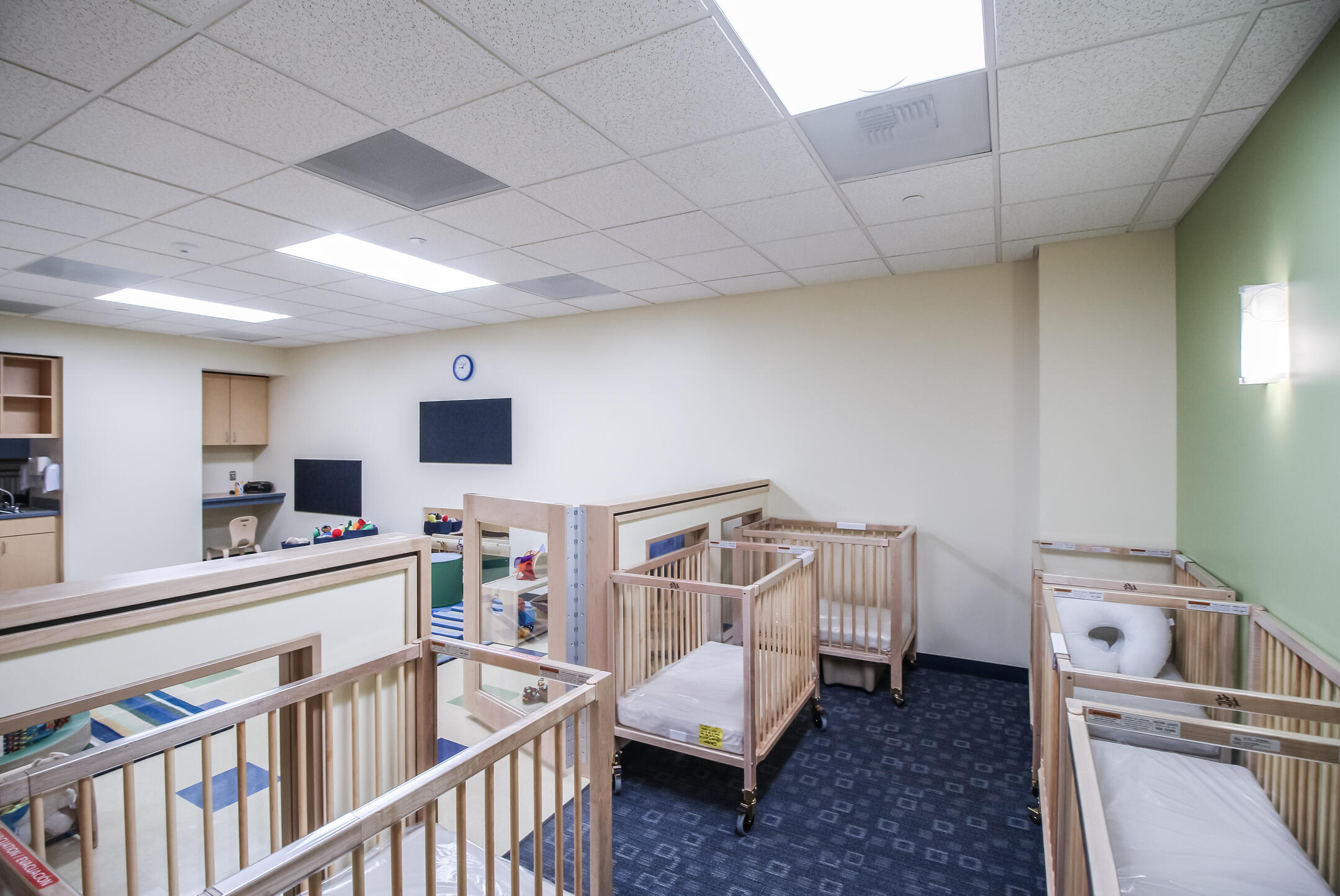 BRIGHT HORIZONS Childcare Center