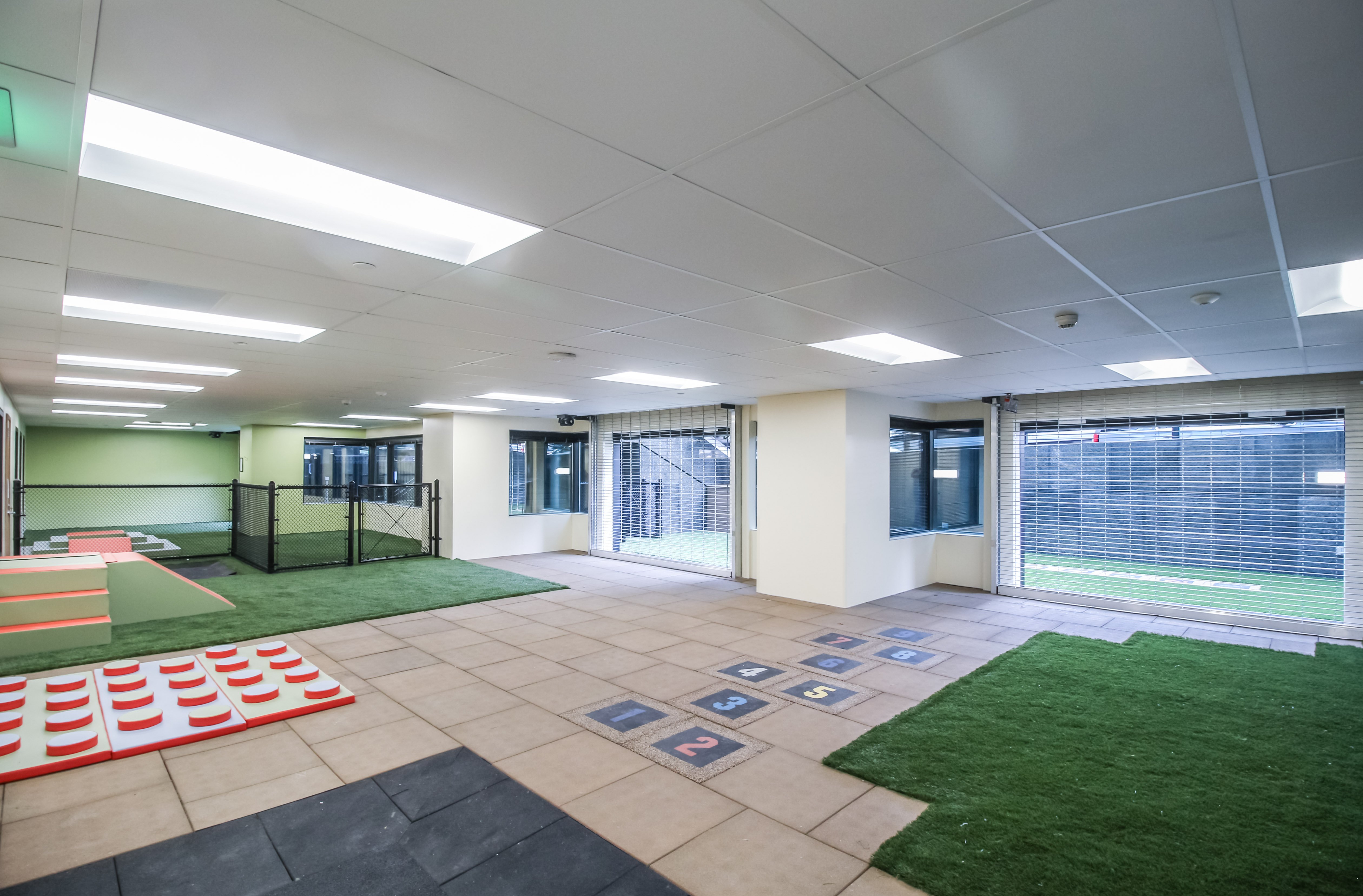 BRIGHT HORIZONS Childcare Center